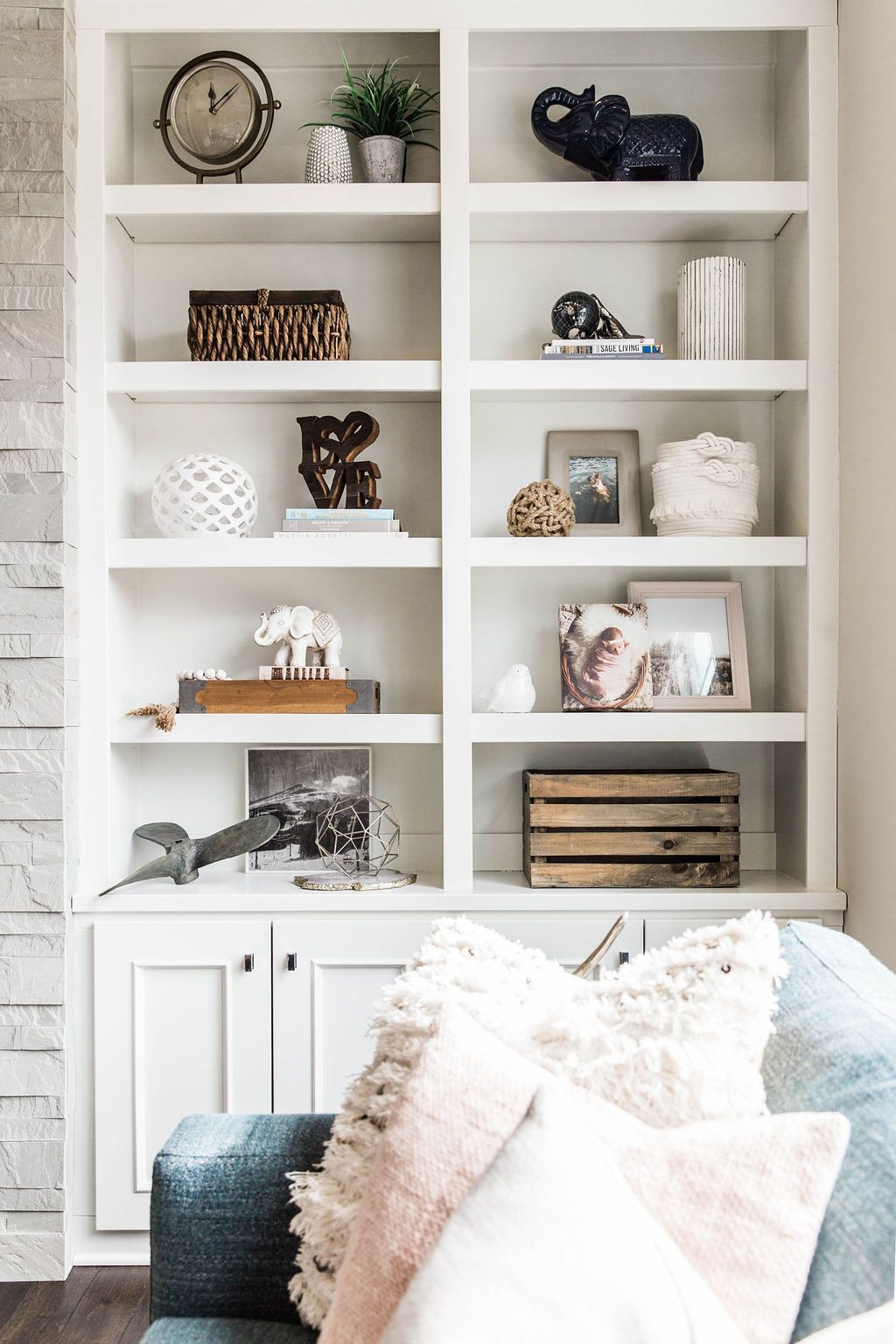 How To Decorate Using The Rule Of Threes - mmdh.studio